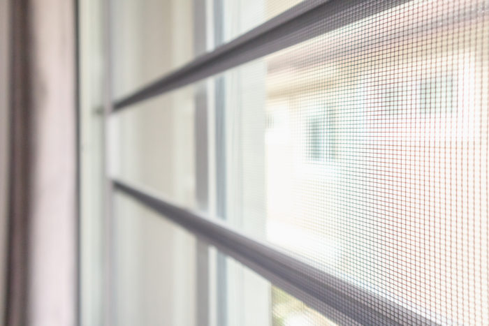 3 Ways to Maintain Your Windows This Winter - Doctor Screen | On-Site ...